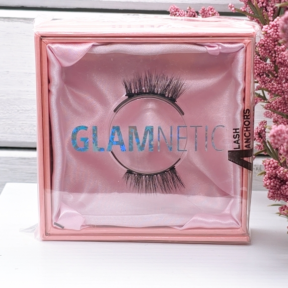 Glamnetic | Makeup | Glamnetic Sweetie Anchors Lashes | Poshmark